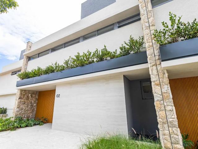 Casa / Sobrado em Condomínio para Venda em Curitiba/PR Cascatinha 3 Quartos