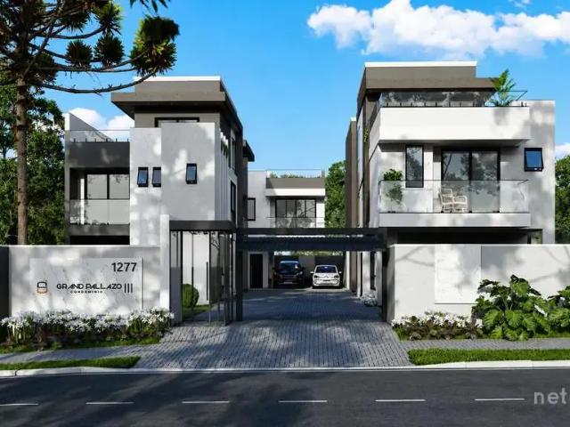Casa / Sobrado em Condomínio para Venda em Curitiba/PR Alto da Rua XV 3 Quartos