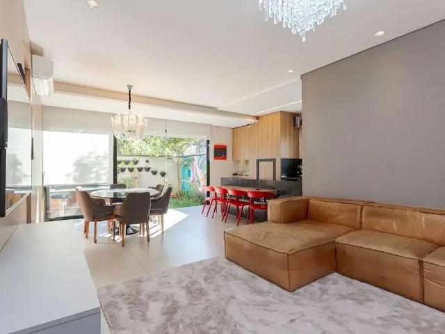 Casa / Sobrado em Condomínio para Venda em Curitiba/PR Bom Retiro 3 Quartos