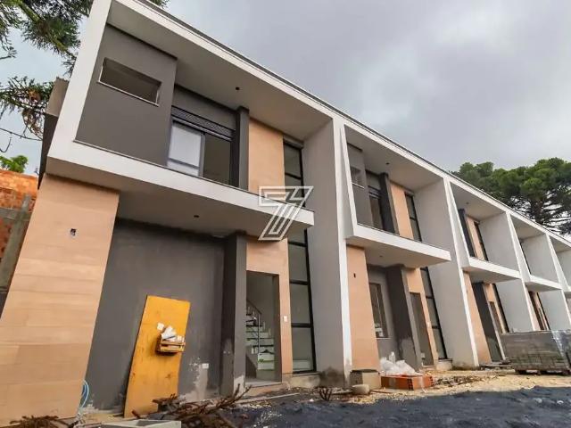 Casa / Sobrado em Condomínio para Venda em Curitiba/PR Boqueirão 3 Quartos