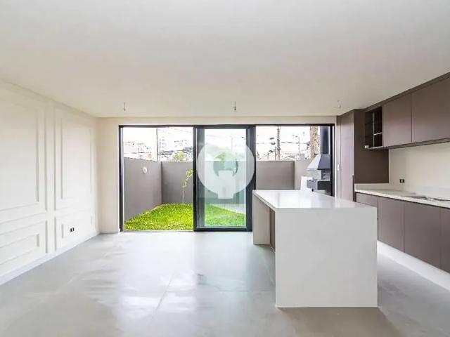 Casa / Sobrado em Condomínio para Venda em Curitiba/PR Guabirotuba 3 Quartos