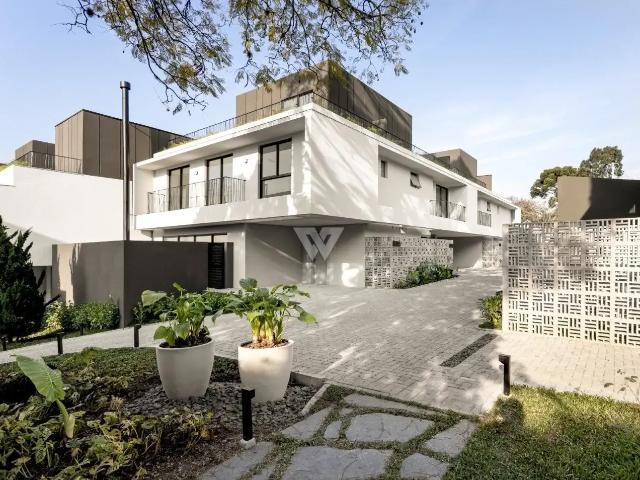 Casa / Sobrado em Condomínio para Venda em Curitiba/PR Guabirotuba 3 Quartos