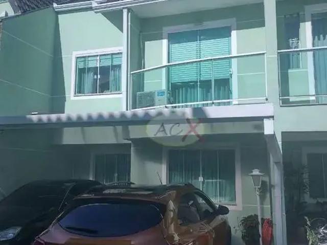 Casa / Sobrado em Condomínio para Venda em Curitiba/PR Guaíra 3 Quartos