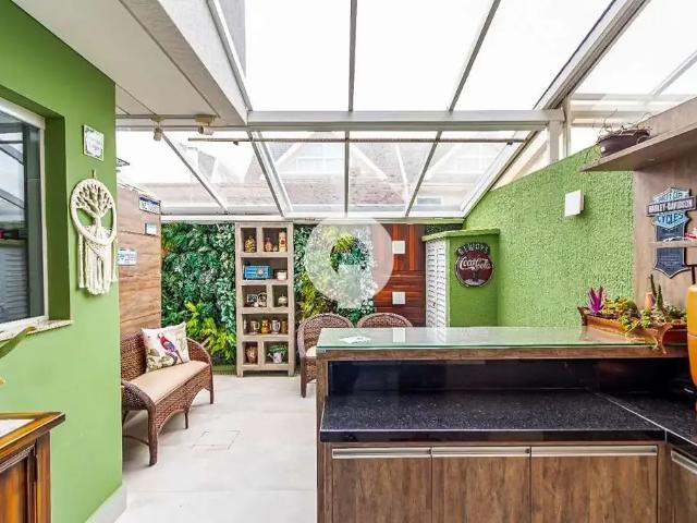 Casa / Sobrado em Condomínio para Venda em Curitiba/PR Jardim das Américas 4 Quartos