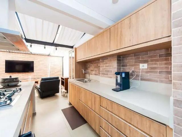 Casa / Sobrado em Condomínio para Venda em Curitiba/PR Jardim Social 3 Quartos
