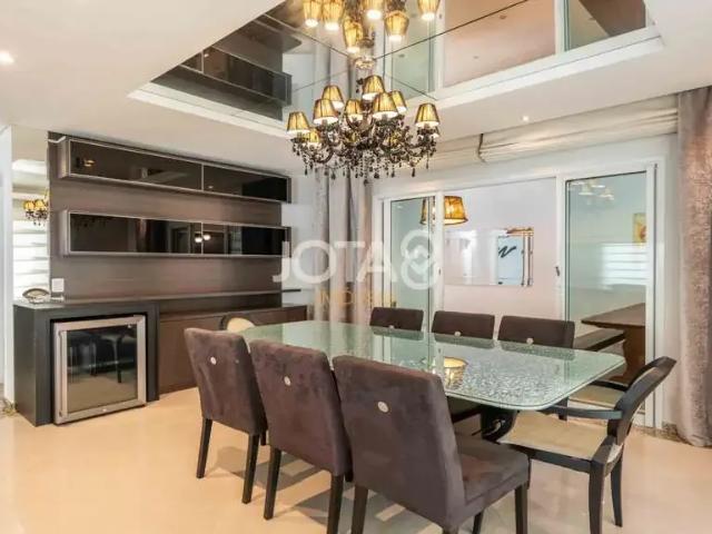 Casa / Sobrado em Condomínio para Venda em Curitiba/PR Orleans 4 Quartos