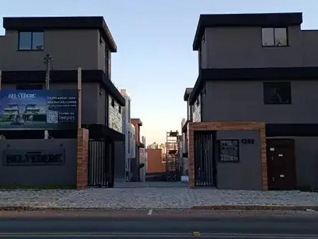 Casa / Sobrado em Condomínio para Venda em Curitiba/PR Mercês 3 Quartos