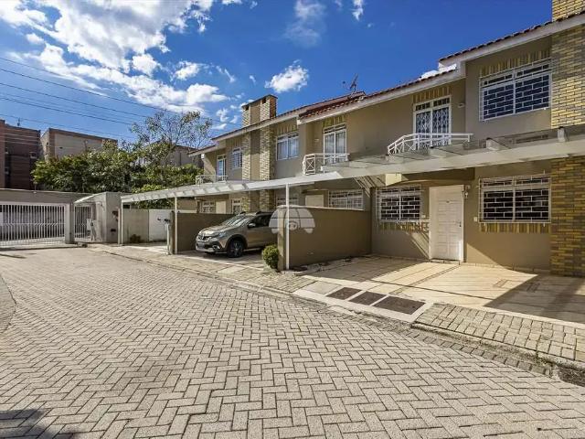 Casa / Sobrado em Condomínio para Venda em Curitiba/PR Novo Mundo 3 Quartos