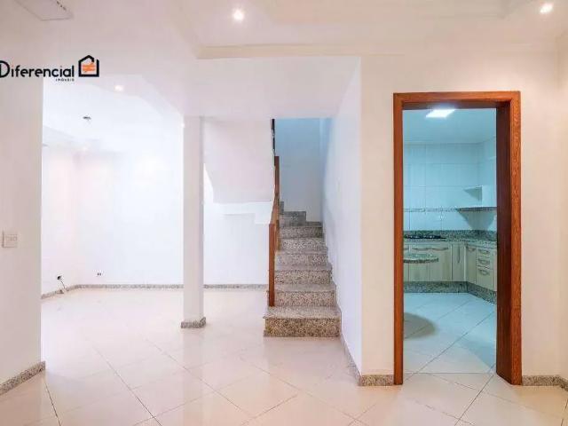Casa / Sobrado em Condomínio para Venda em Curitiba/PR Novo Mundo 3 Quartos