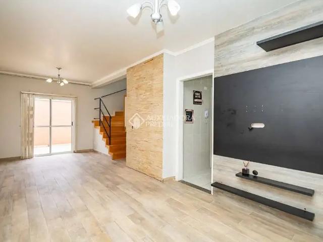 Casa / Sobrado em Condomínio para Venda em Curitiba/PR Novo Mundo 3 Quartos