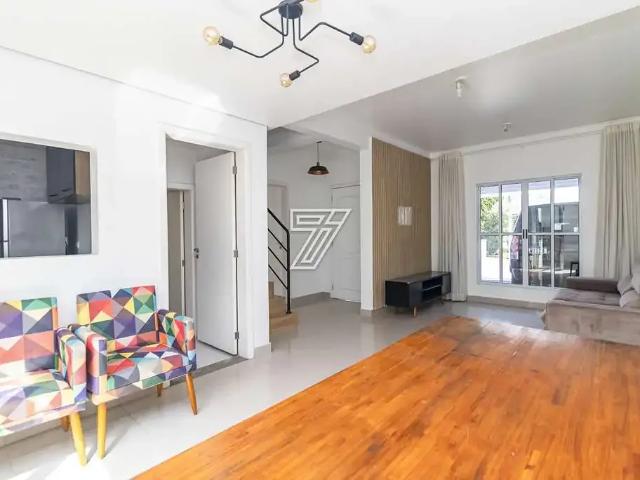 Casa / Sobrado em Condomínio para Venda em Curitiba/PR Novo Mundo 3 Quartos
