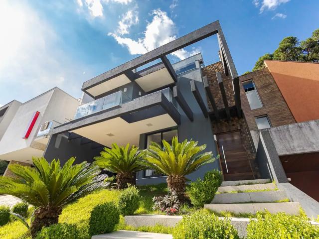 Casa / Sobrado em Condomínio para Venda em Curitiba/PR Santa Cândida 4 Quartos