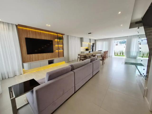 Casa / Sobrado em Condomínio para Venda em Curitiba/PR Santa Cândida 3 Quartos