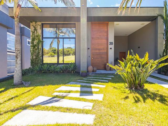 Casa / Sobrado em Condomínio para Venda em Curitiba/PR Santa Felicidade 4 Quartos