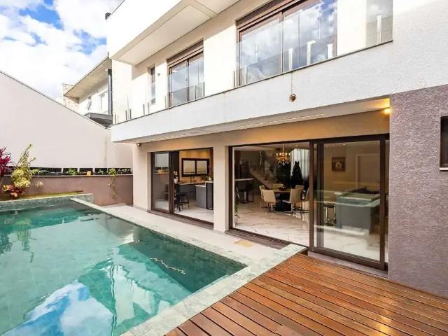 Casa / Sobrado em Condomínio para Venda em Curitiba/PR Santa Felicidade 5 Quartos