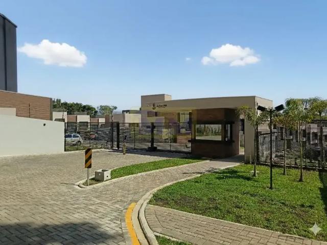 Casa / Sobrado em Condomínio para Venda em Curitiba/PR Santa Felicidade 3 Quartos