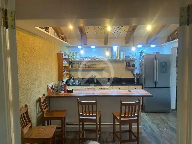 Casa / Sobrado em Condomínio para Venda em Curitiba/PR Santa Felicidade 4 Quartos