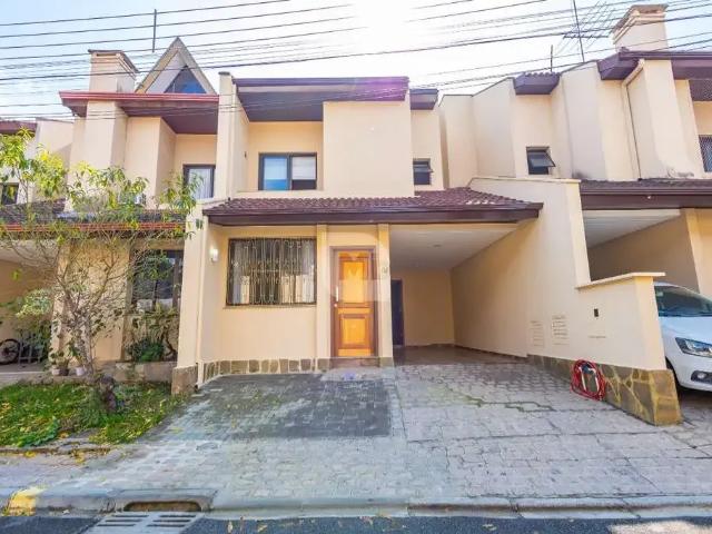 Casa / Sobrado em Condomínio para Venda em Curitiba/PR Santa Felicidade 3 Quartos