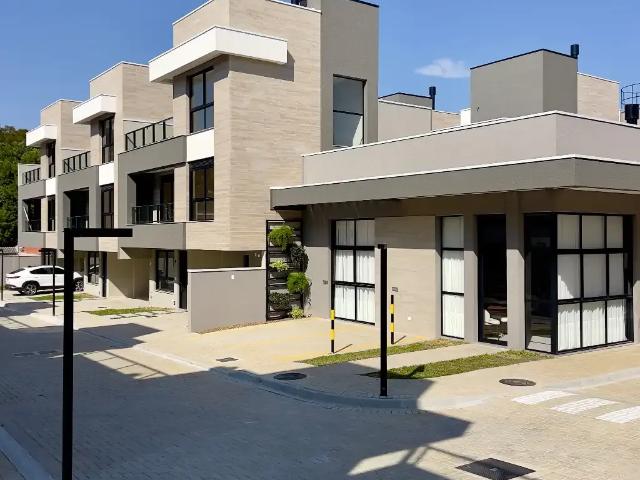 Casa / Sobrado em Condomínio para Venda em Curitiba/PR Santa Felicidade 3 Quartos