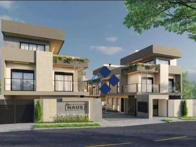Casa / Sobrado em Condomínio para Venda em Curitiba/PR Seminário 3 Quartos