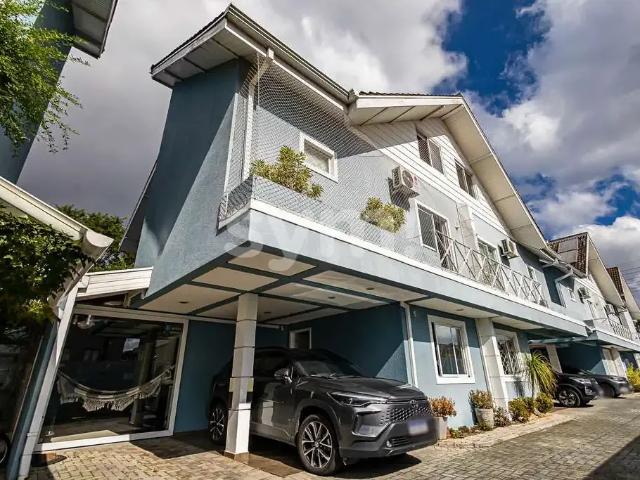 Casa / Sobrado em Condomínio para Venda em Curitiba/PR Pilarzinho 3 Quartos