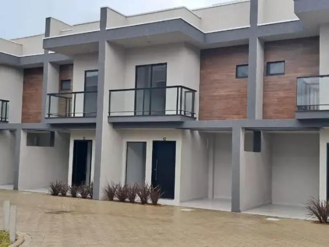 Casa / Sobrado em Condomínio para Venda em Curitiba/PR Pinheirinho 3 Quartos