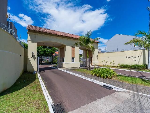 Casa / Sobrado em Condomínio para Venda em Curitiba/PR Pinheirinho 2 Quartos
