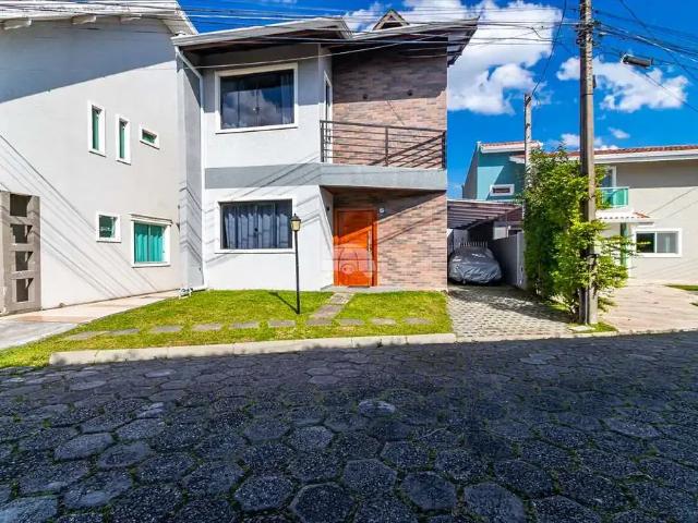 Casa / Sobrado em Condomínio para Venda em Curitiba/PR Uberaba 4 Quartos