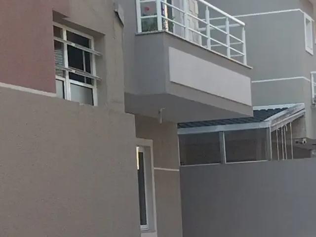 Casa / Sobrado em Condomínio para Venda em Curitiba/PR Uberaba 3 Quartos