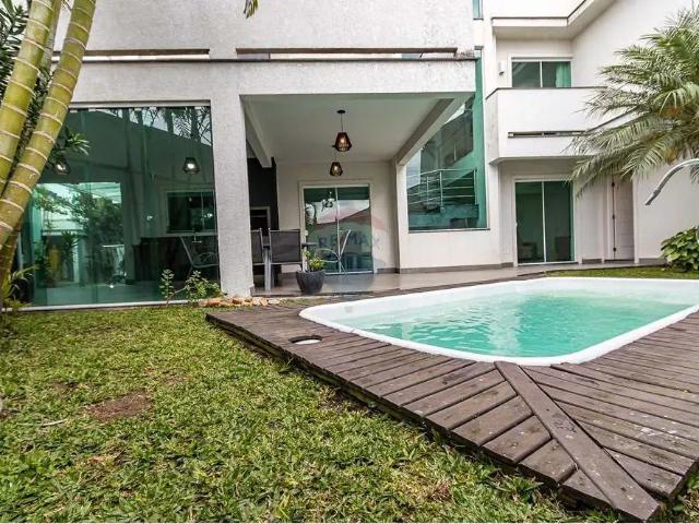 Casa / Sobrado em Condomínio para Venda em Curitiba/PR Uberaba 3 Quartos