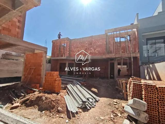 Casa / Sobrado em Condomínio para Venda em Curitiba/PR Uberaba 3 Quartos