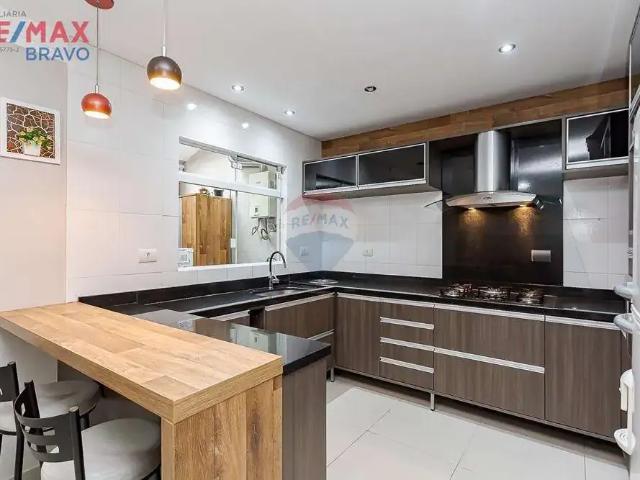 Casa / Sobrado em Condomínio para Venda em Curitiba/PR Uberaba 3 Quartos