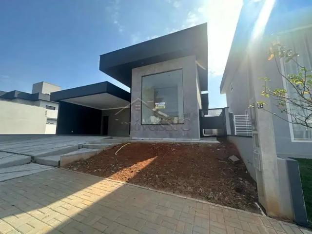Casa / Sobrado em Condomínio para Venda em Caçapava/SP Condomínio Terras do Vale 3 Quartos