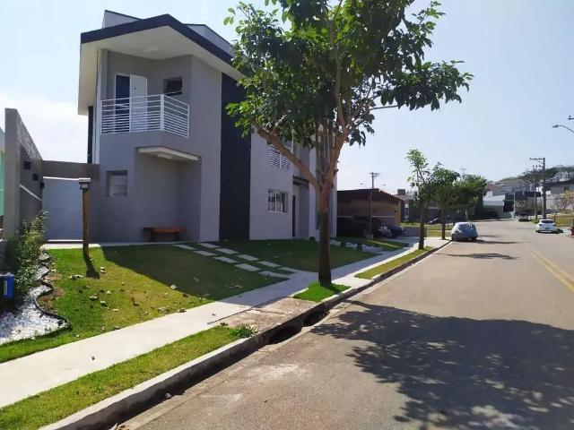 Casa / Sobrado em Condomínio para Venda em Caçapava/SP Condomínio Terras do Vale 3 Quartos