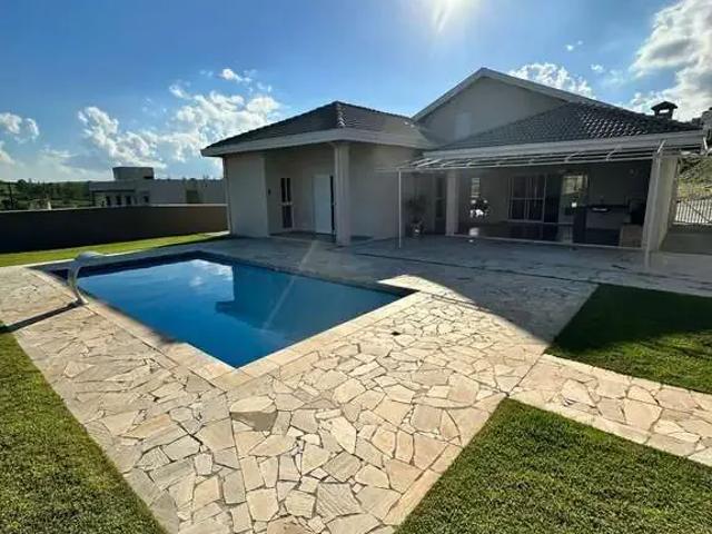Casa / Sobrado em Condomínio para Venda em Caçapava/SP Condomínio Terras de Santa Mariana 3 Quartos