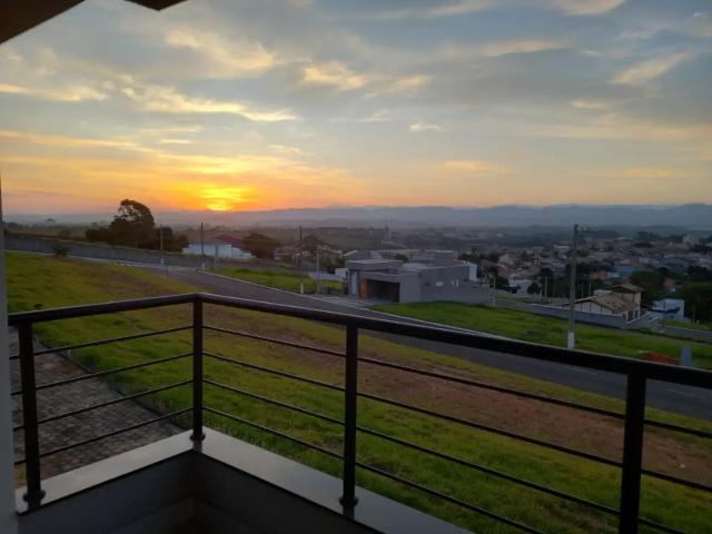 Casa / Sobrado em Condomínio para Venda em Caçapava/SP Caçapava Velha 3 Quartos