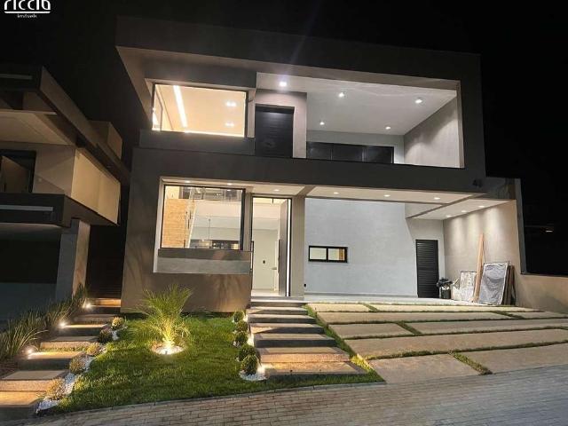 Casa / Sobrado em Condomínio para Venda em Caçapava/SP Parque Residencial Maria Elmira 3 Quartos