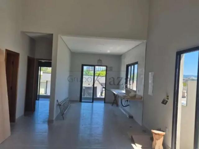Casa / Sobrado em Condomínio para Venda em Caçapava/SP Residencial Colinas 3 Quartos