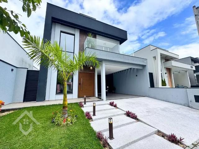 Casa / Sobrado em Condomínio para Venda em Caçapava/SP Residencial Colinas 3 Quartos
