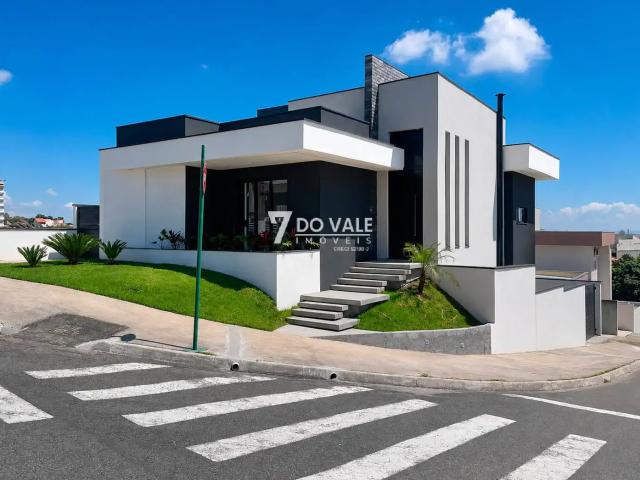 Casa / Sobrado em Condomínio para Venda em Caçapava/SP Residencial Alta Vista 1 5 Quartos