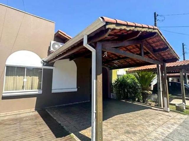 Casa / Sobrado em Condomínio para Venda em Caçapava/SP Vila Santos 3 Quartos