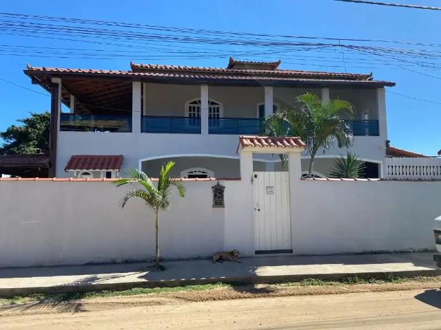 Casa / Sobrado em Condomínio para Venda em Cabo Frio/RJ Nova Califórnia Tamoios 4 Quartos