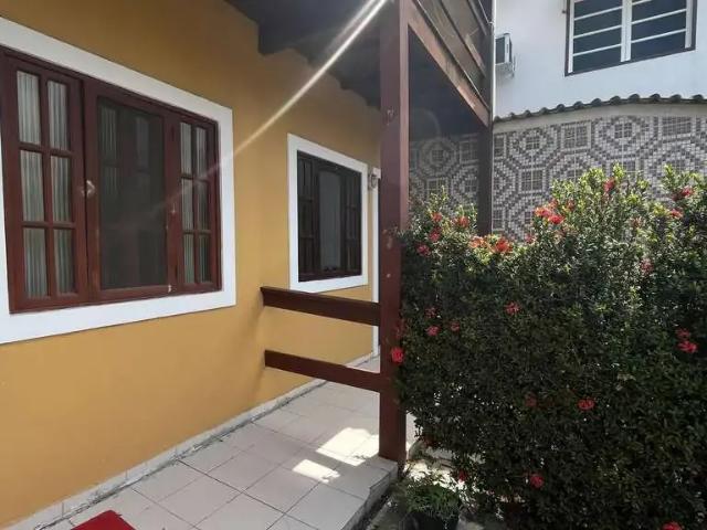 Casa / Sobrado em Condomínio para Venda em Cabo Frio/RJ Ogiva 2 Quartos