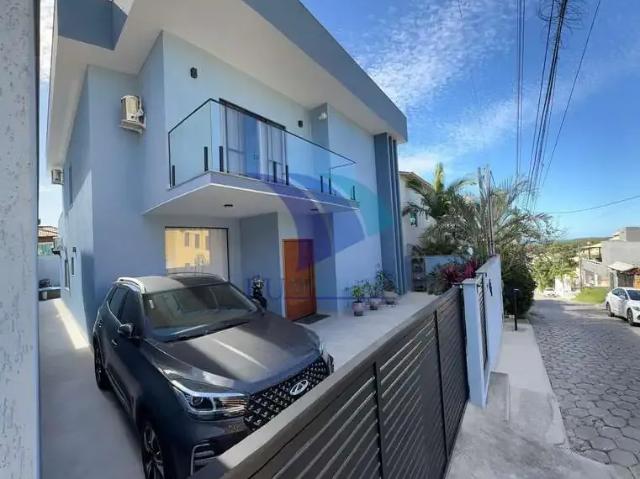 Casa / Sobrado em Condomínio para Venda em Cabo Frio/RJ Ogiva 4 Quartos