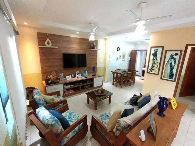 Casa / Sobrado em Condomínio para Venda em Cabo Frio/RJ Ogiva 4 Quartos