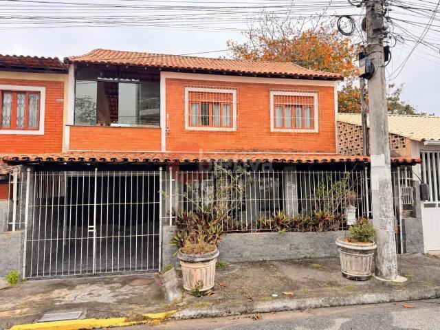 Casa / Sobrado em Condomínio para Venda em Cabo Frio/RJ Braga 3 Quartos