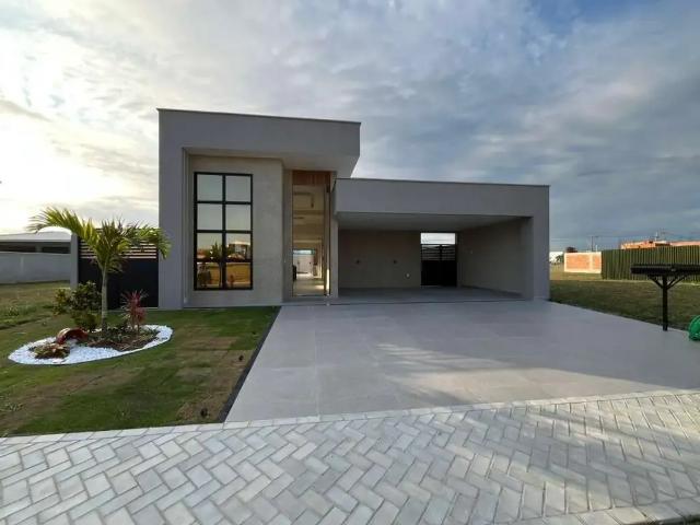 Casa / Sobrado em Condomínio para Venda em Cabo Frio/RJ Guriri 3 Quartos