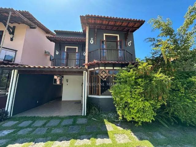 Casa / Sobrado em Condomínio para Venda em Cabo Frio/RJ Palmeiras 4 Quartos