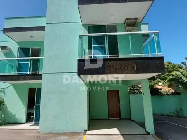 Casa / Sobrado em Condomínio para Venda em Cabo Frio/RJ Palmeiras 3 Quartos