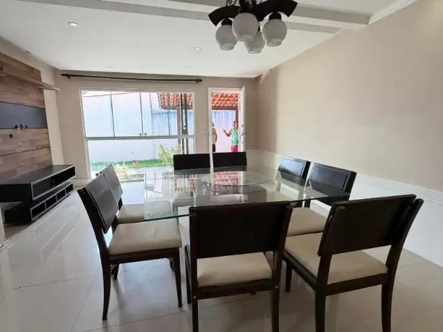 Casa / Sobrado em Condomínio para Venda em Cabo Frio/RJ Palmeiras 3 Quartos